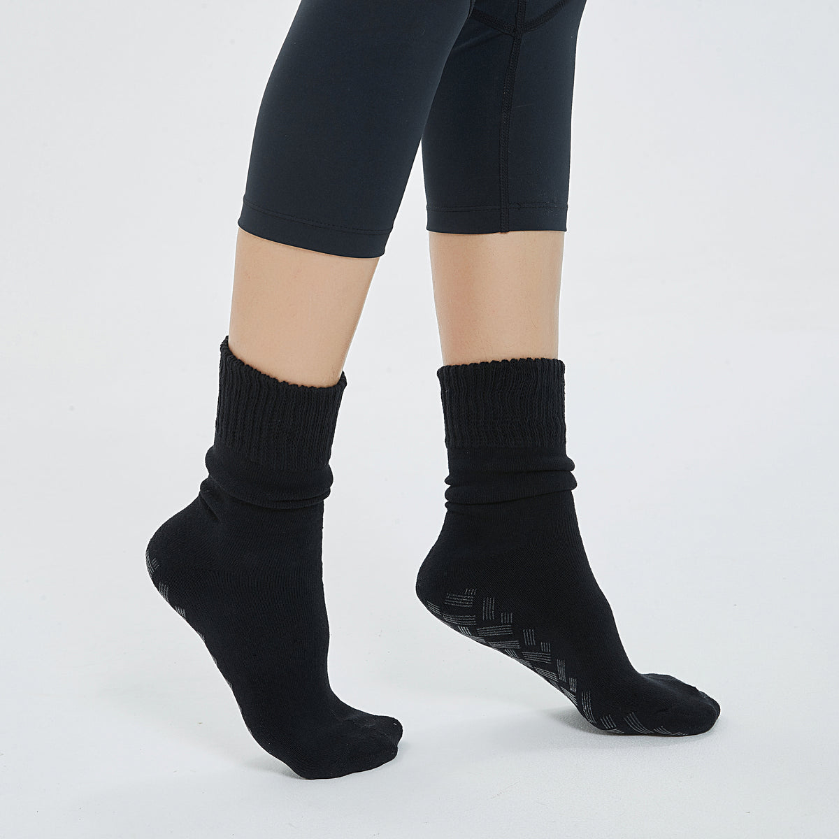 These hospital socks are well made /sturdy. – Kayhoma